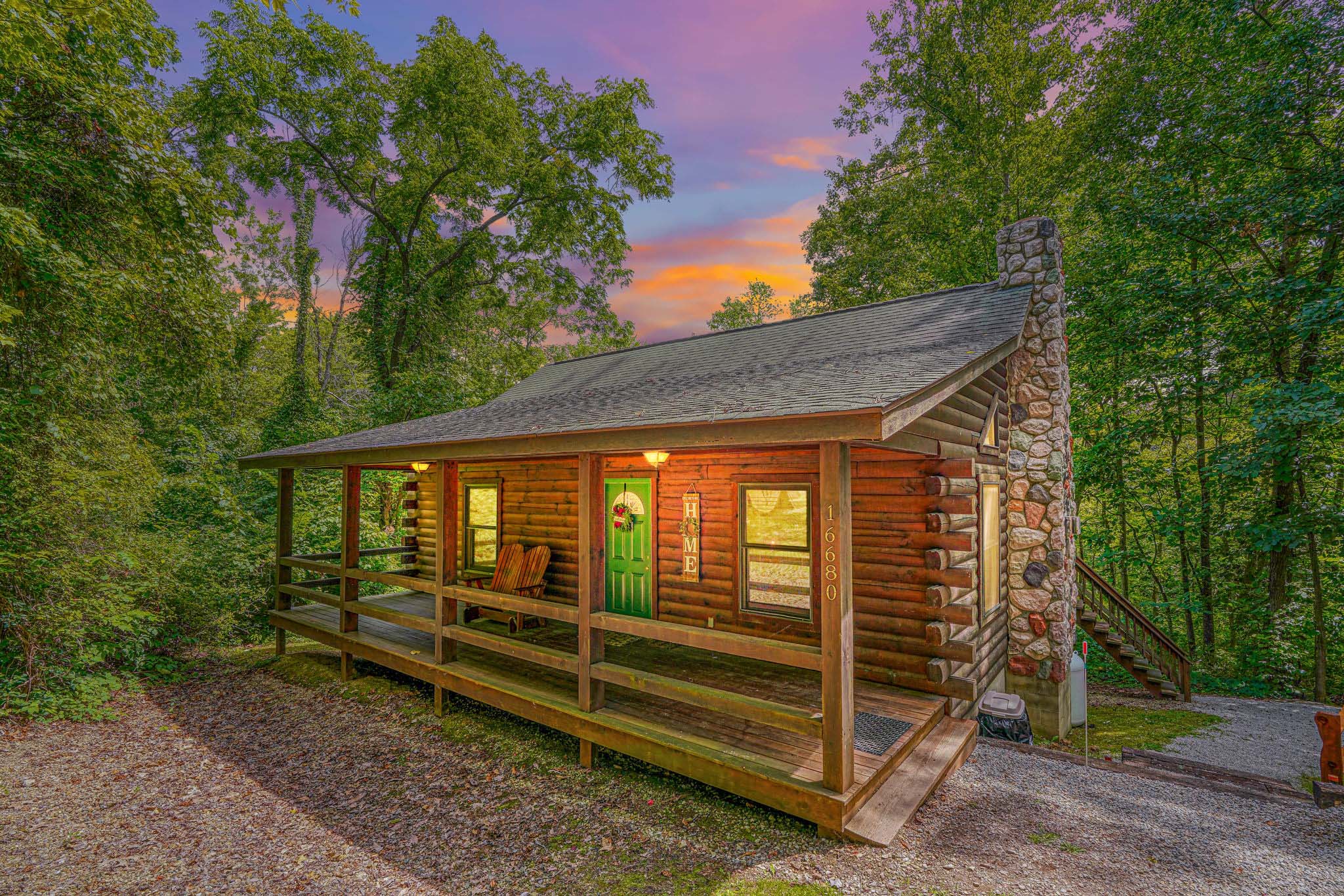 Firefly Cabin - Hocking Hills - Old Man's Cave - Ohio
