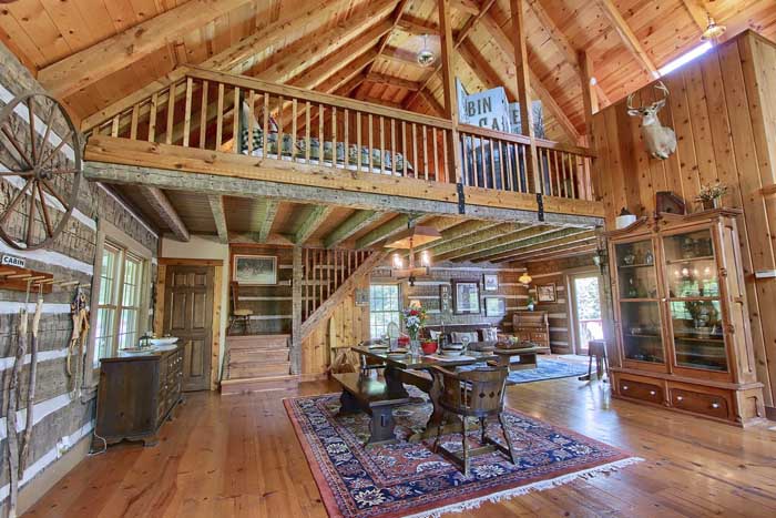 Olde Homestead - Hocking Hills - Old Man's Cave - Ohio