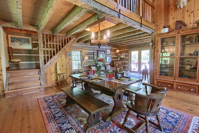 Olde Homestead - Hocking Hills - Old Man's Cave - Ohio