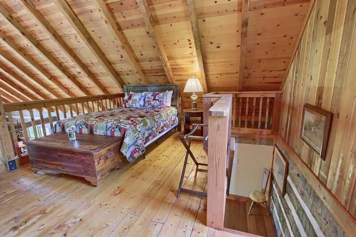 Olde Homestead - Hocking Hills - Old Man's Cave - Ohio